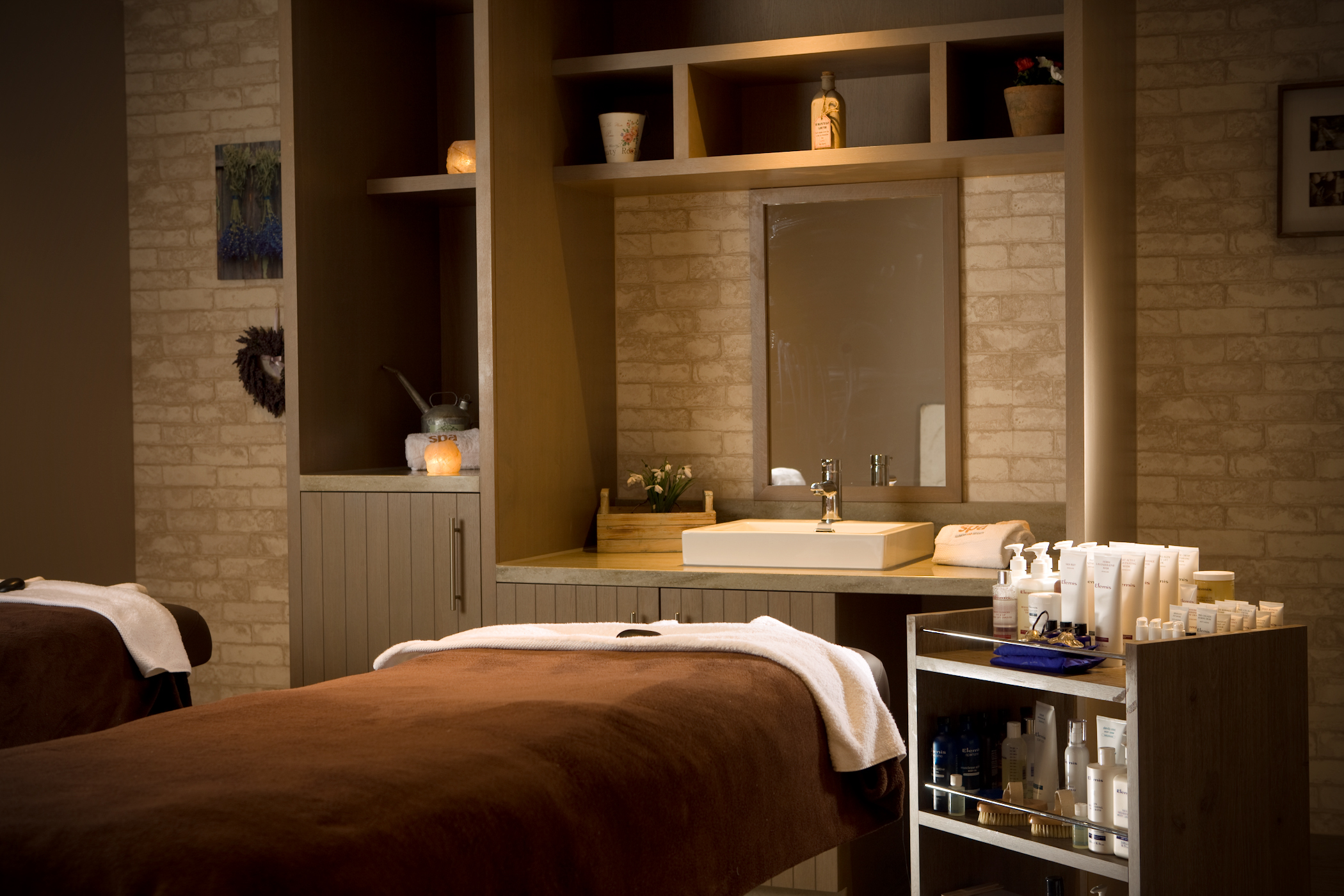 My Signature Spa Day | Friday-Sunday | Macdonald Forest Hills Hotel ...